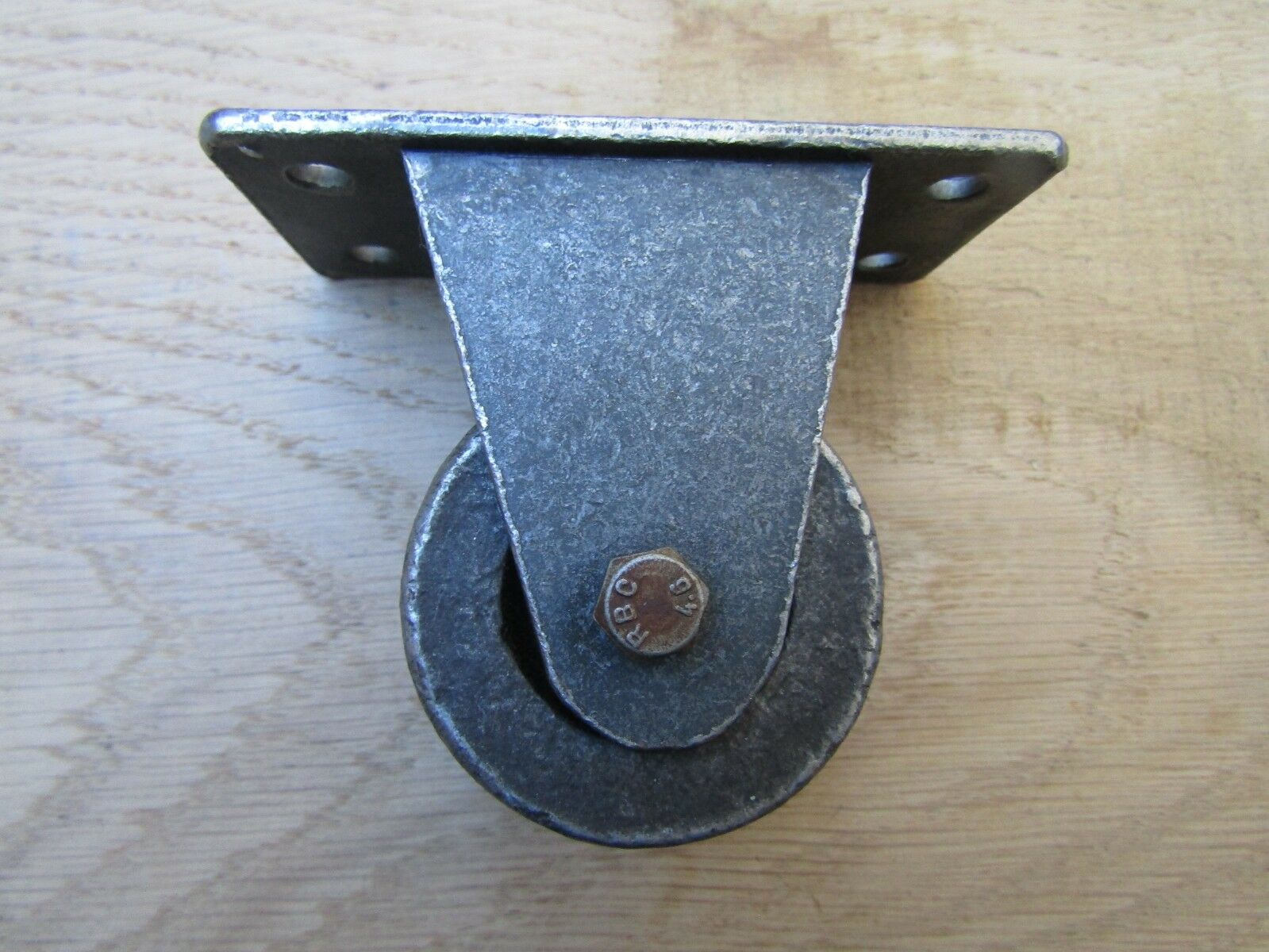 Cast iron industrial old rustic furniture fixed castor wheel ...