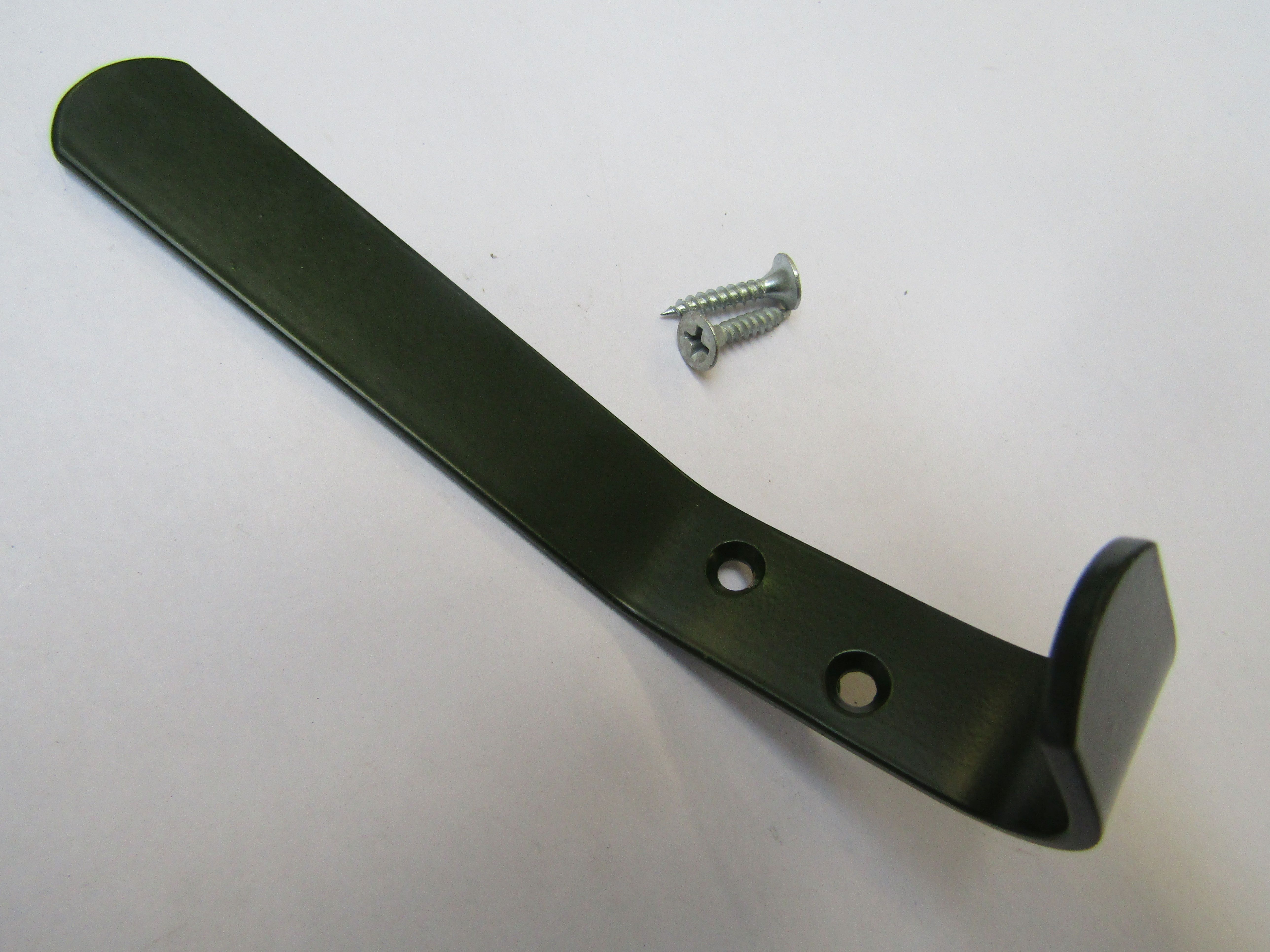 Pack Of 6 Cloakroom Coat Hooks Green | Ironmongery World