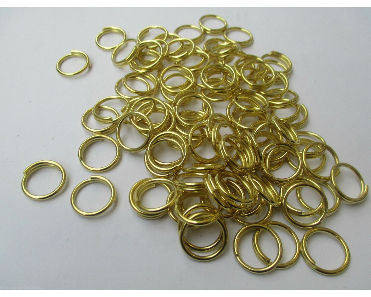 Buy 19mm Pack Of 100 Brass Split Steel Rings - Brass | Ironmongery World