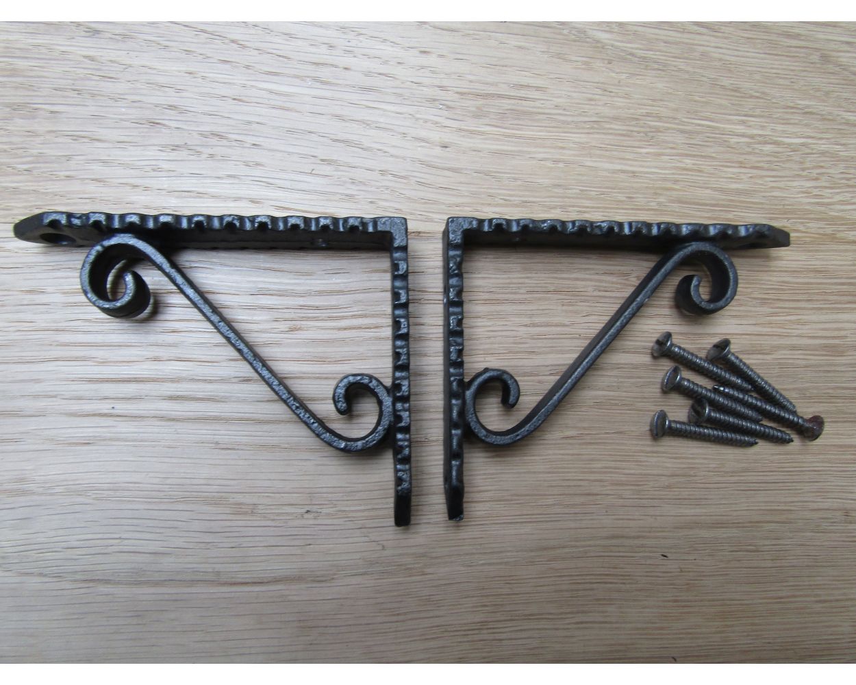 Buy Pair of Jagged Scroll 4" Shelf Brackets Antique Iron | Ironmongery ...