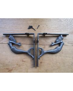 fancy shelf brackets uk