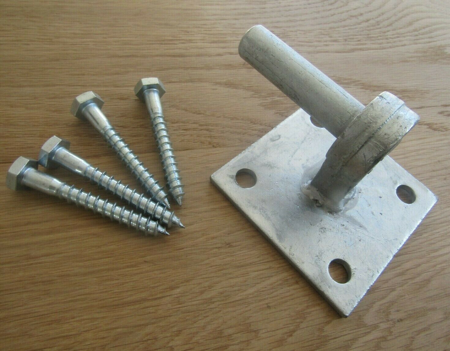 4" Square Hook On Plate With Exended Shoulder Galvanised | Ironmongery ...