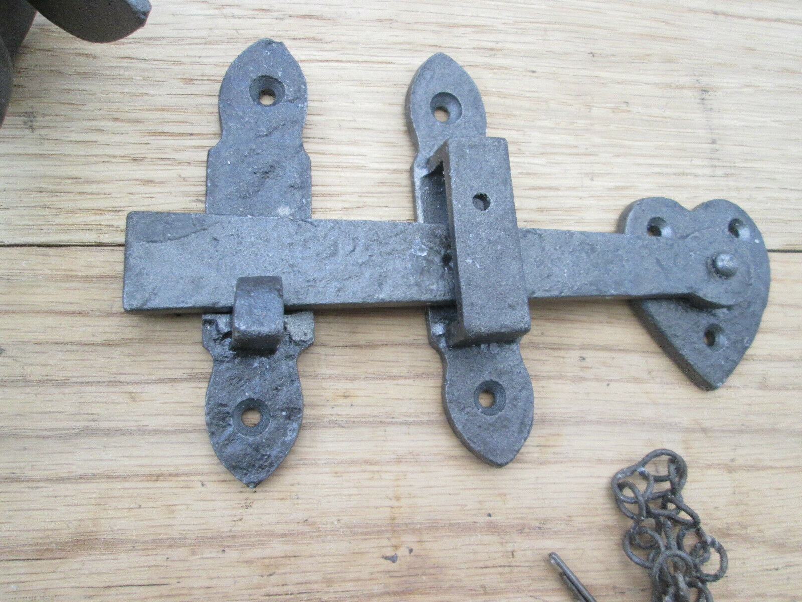 cast iron privacy cupboard gate door latch bar catch surface mounted ...
