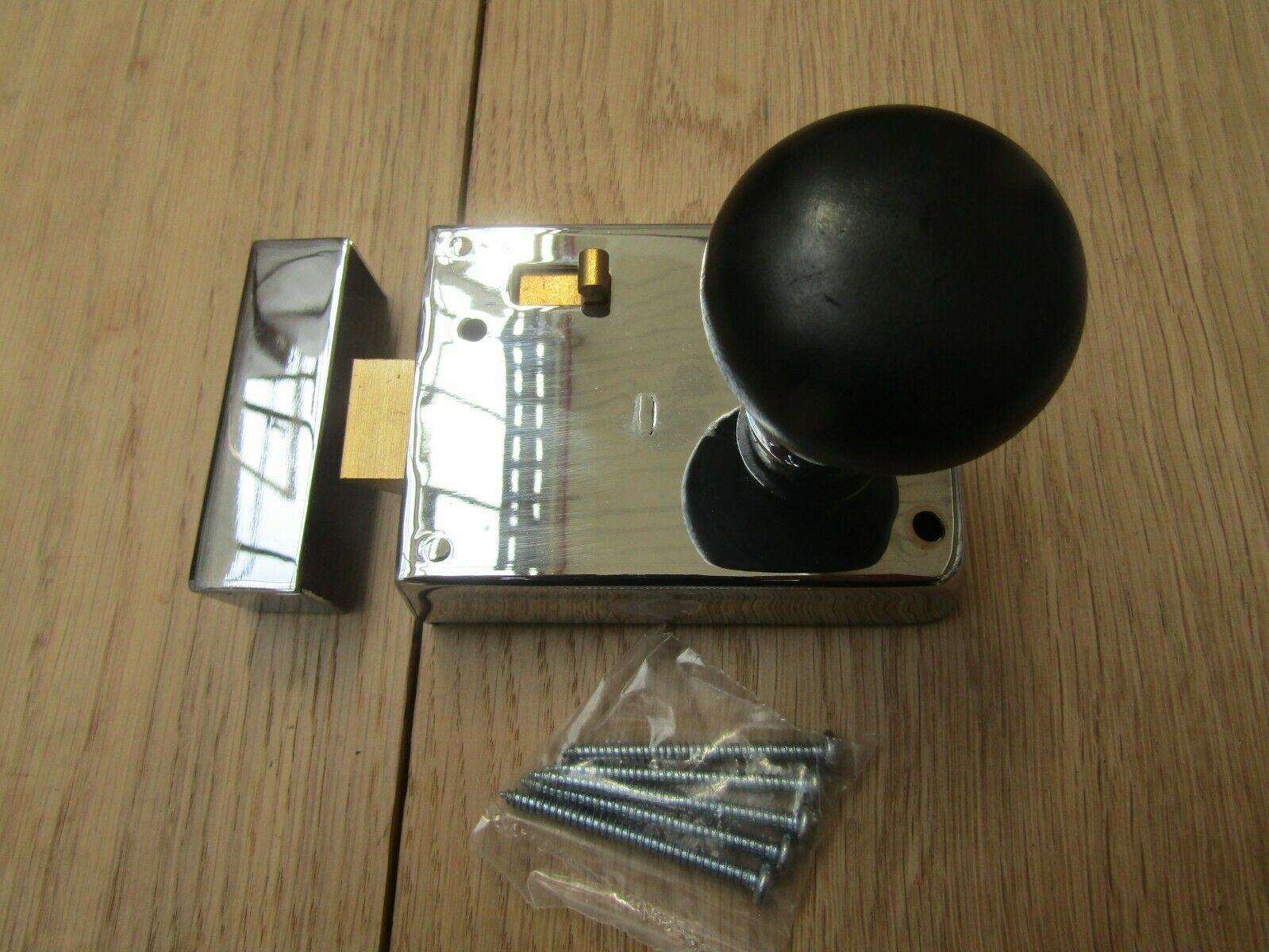 4" Polished Chrome & Plain Bun Ebony Black + Chrome Set Latch Rim ...