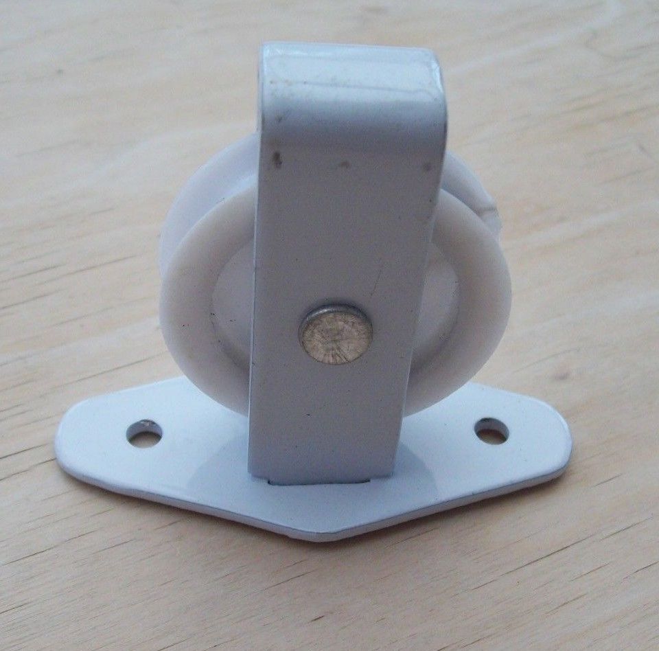 White Single Type Washing Line Plate Pulley With White Nylon Wheel ...